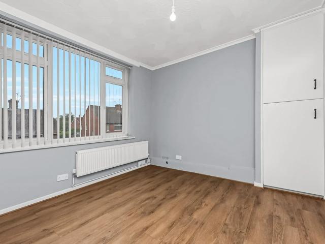 Apartment at Browning Road, Dartford