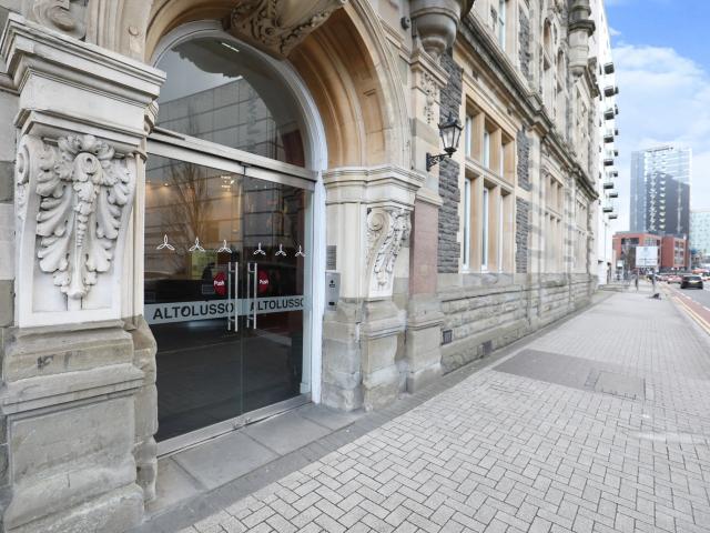 Apartment at Bute Terrace, Cardiff