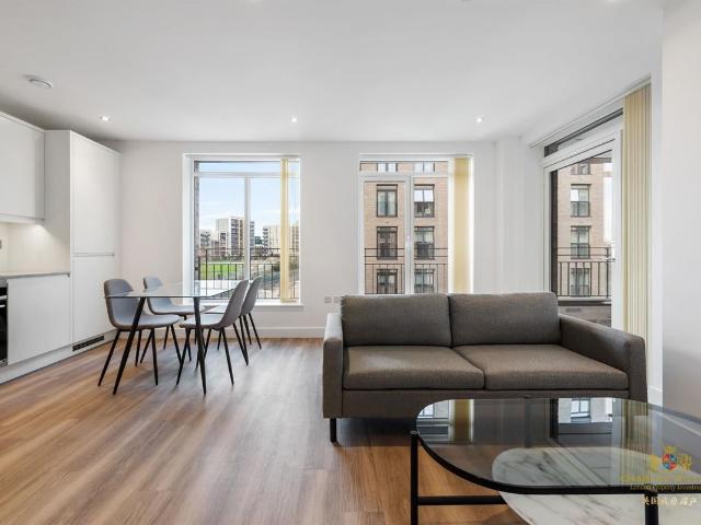 Apartment at Bute Close, Greater London