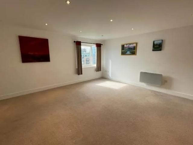 Apartment at Butetown Link, Cardiff