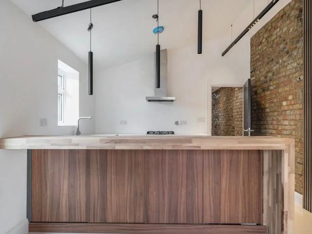 Apartment at Buttmarsh Close, Greater London