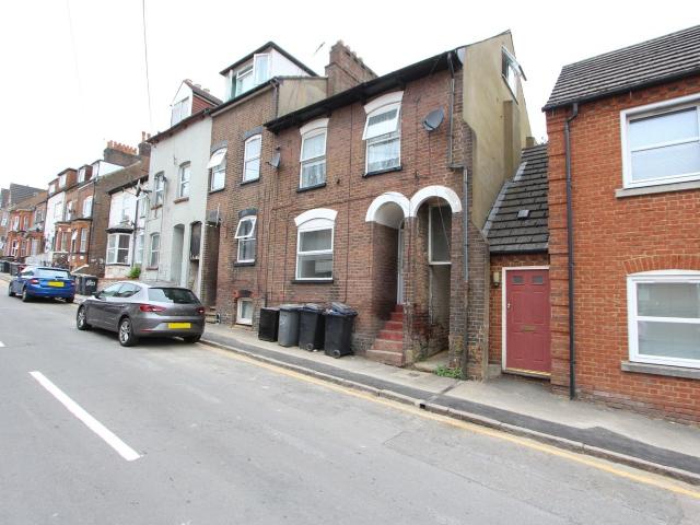 Apartment at Buxton Road, Luton