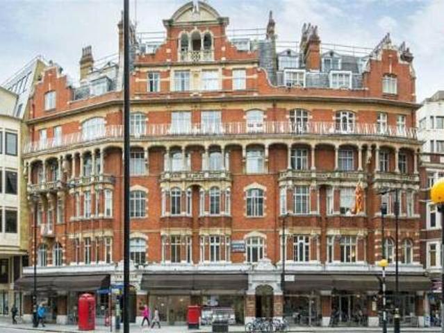 Apartment at Buckingham Gate, City of Westminster