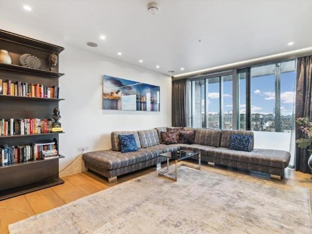 Apartment at Buckingham Palace Road, City of Westminster