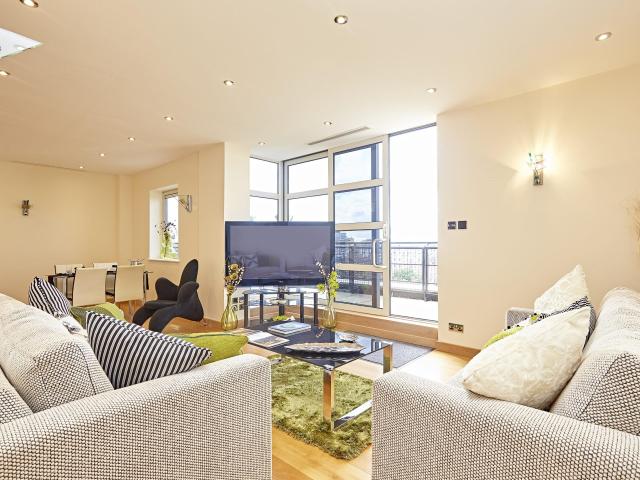 Apartment at Buckingham Palace Road, City of Westminster