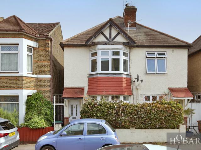 Apartment at Buckingham Road, Greater London