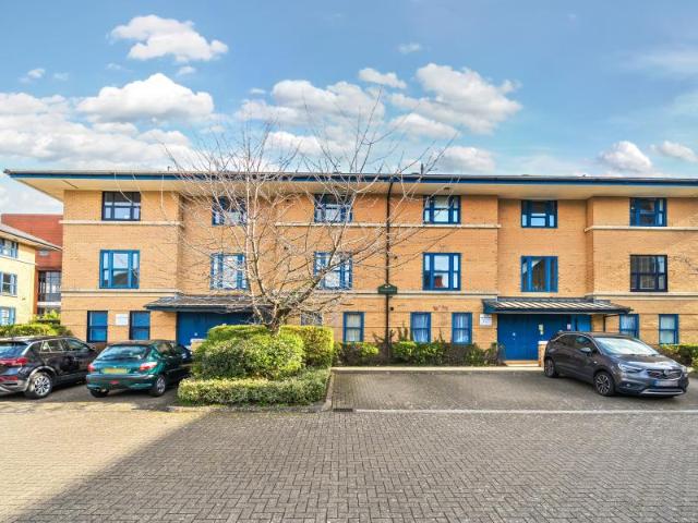 Apartment at Buckingham Square, Milton Keynes
