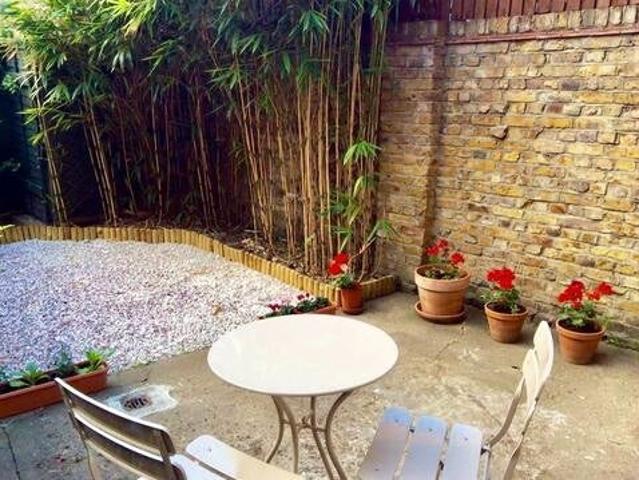 Apartment at Buckley Road, Greater London