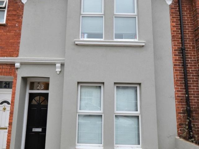 Apartment at Buller Road, Brighton