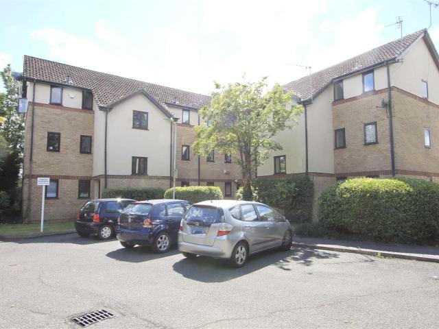 Apartment at Bullrush Grove, Greater London
