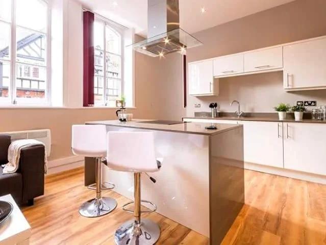 Room at Bunce Street, Chester