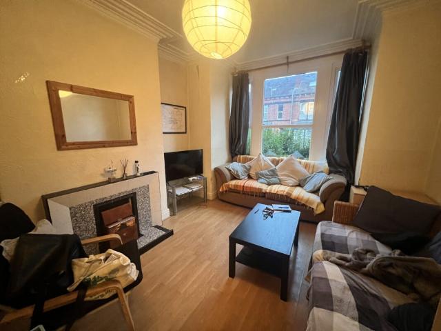 Apartment at Burchett Grove, Leeds