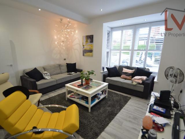 Apartment at Burchett Place, Leeds