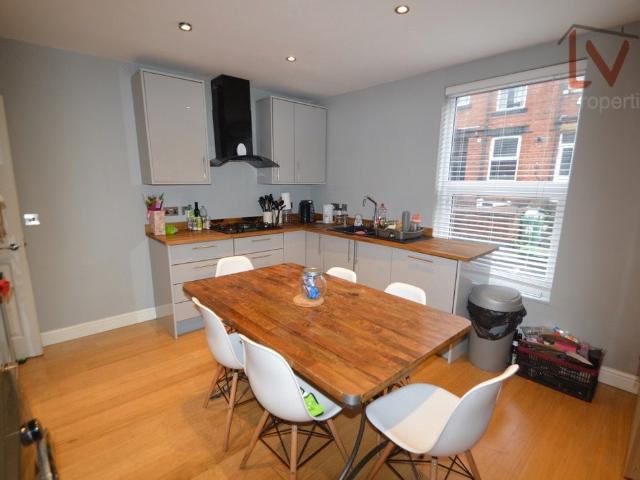 Apartment at Burchett Terrace, Leeds