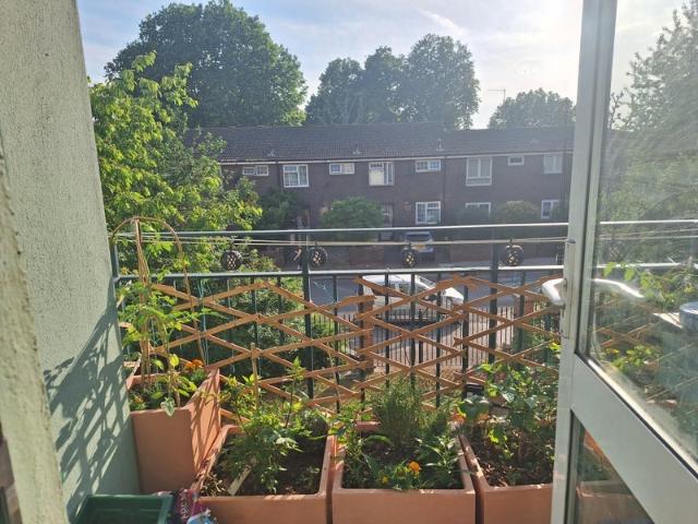 Apartment at Burdett Road, Greater London