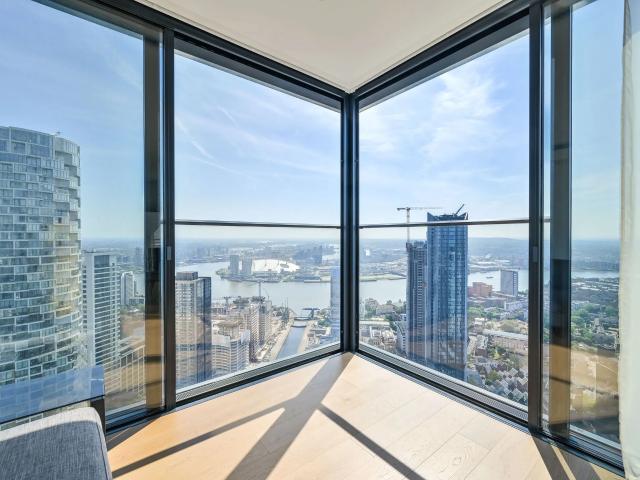 Apartment at Burdett Road, Greater London