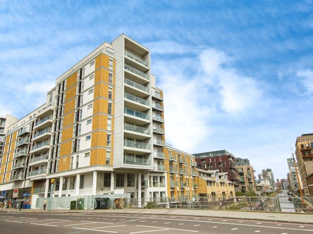 Apartment at Burdett Road, Greater London