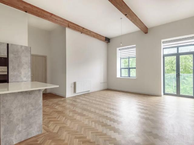 Apartment at Burley Bypass, Bradford