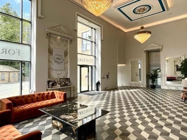 Apartment at Burley Bypass, Bradford