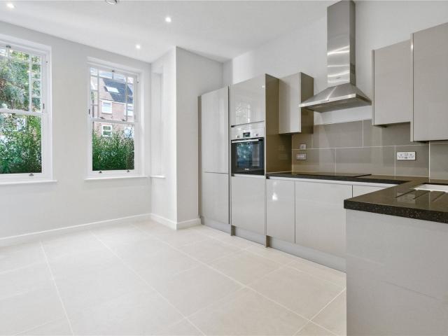Apartment at Burlington Gardens, Greater London
