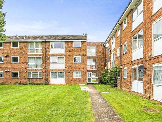 Apartment at Burns Drive, Dacorum