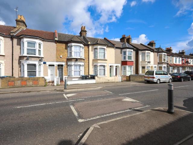 Apartment at Bury Street, Greater London