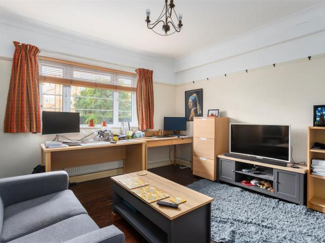 Apartment at Bushey Road, Greater London
