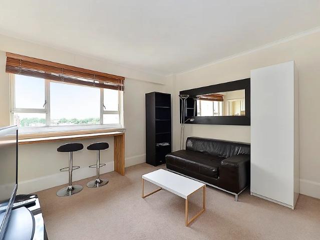 Apartment at Bywater Street, Greater London