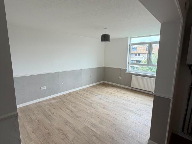 Apartment at Byland Court, Washington