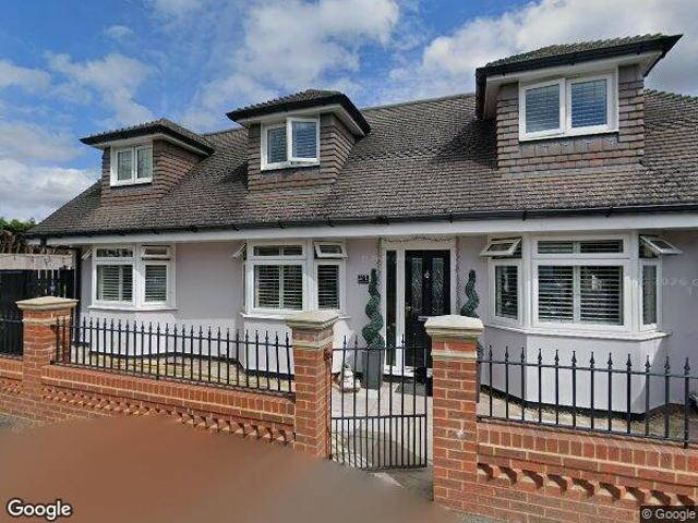 Apartment at Byron Close, Elmbridge