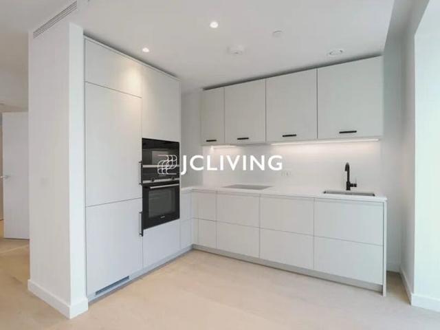 Apartment at Gough Street, Greater London