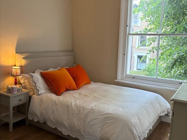 Apartment at Godolphin Road, Greater London