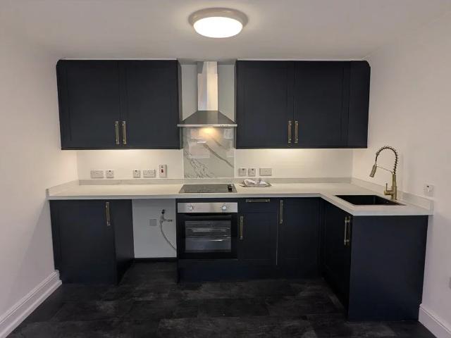 Apartment at Godstone Road, Caterham