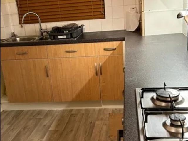 Apartment at Godstone Road, Greater London
