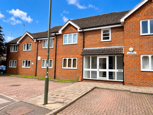 Apartment at Gogmore Lane, Borough of Runnymede