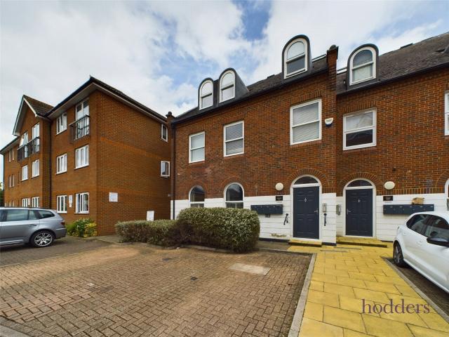Apartment at Gogmore Lane, Borough of Runnymede