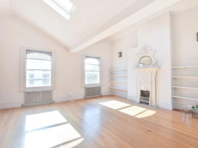 Apartment at Golborne Road, Greater London