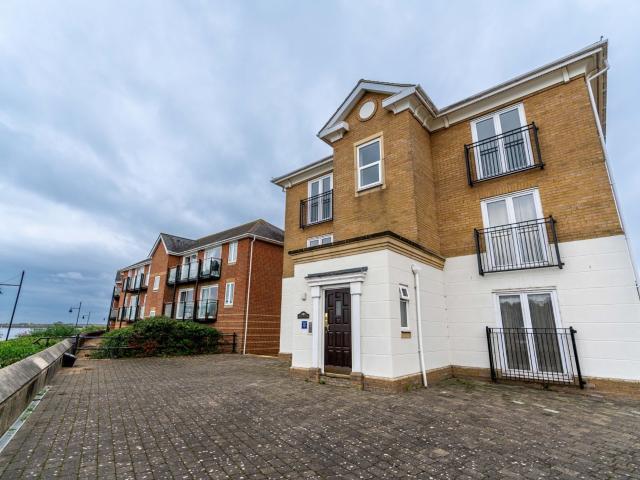 Apartment at Goldcrest Drive, Chatham