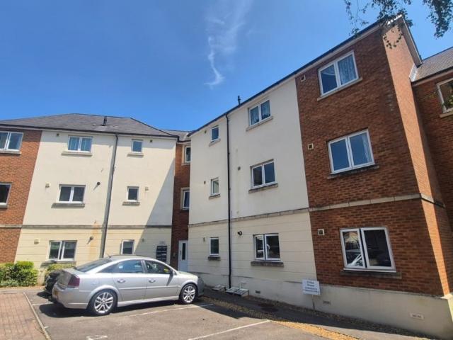 Apartment at Golden Mile View, Newport
