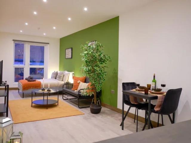 Apartment at Golders Way, Greater London