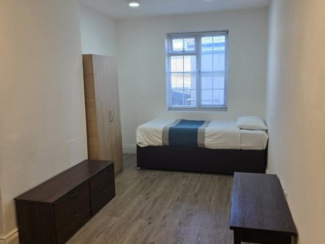 Apartment at Golders Gardens, Greater London