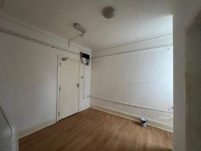 Apartment at Golders Green Road, Greater London