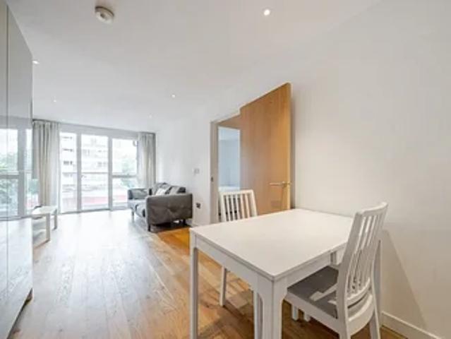 Apartment at Goldhawk Road, Greater London