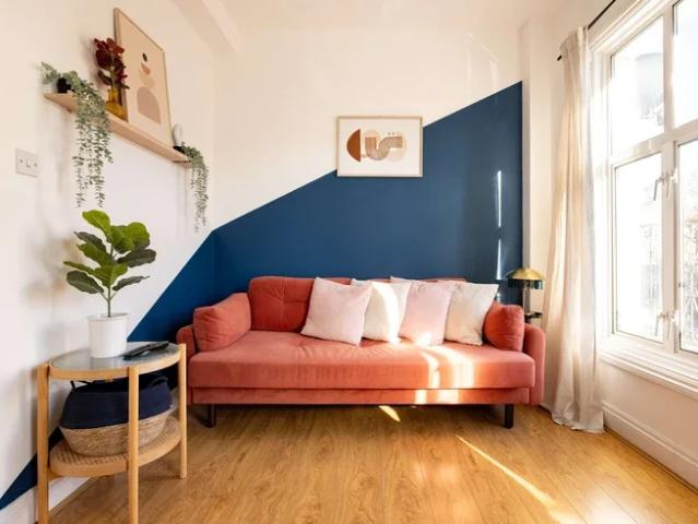Apartment at Goldhawk Road, Greater London