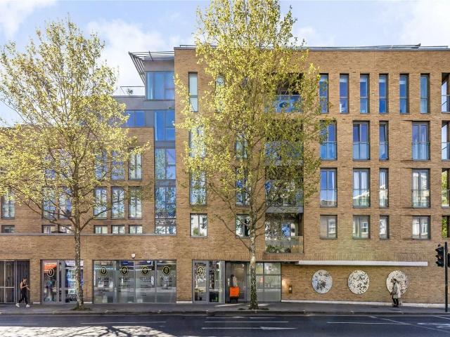 Apartment at Goldhawk Road, Greater London