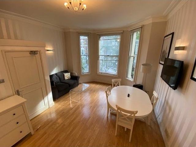 Apartment at Goldhawk Road, London