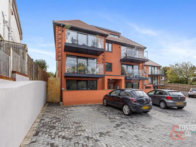 Apartment at Goldstone Crescent, Portslade by Sea