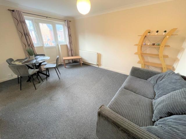 Apartment at Goldsmid Road, Reading