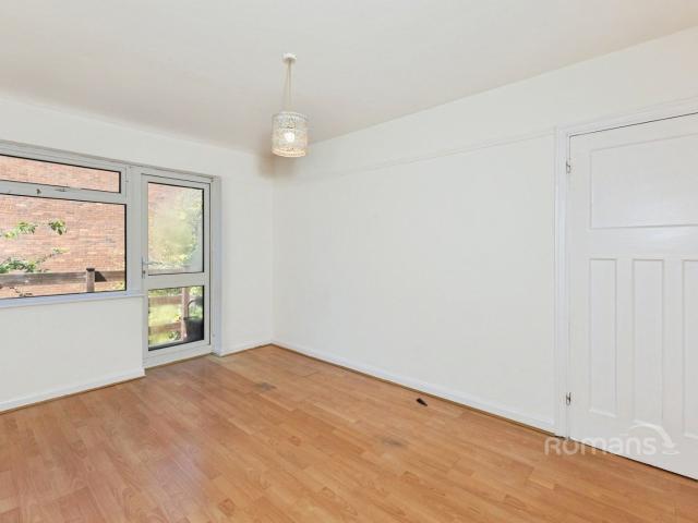 Apartment at Goldsmid Road, Reading