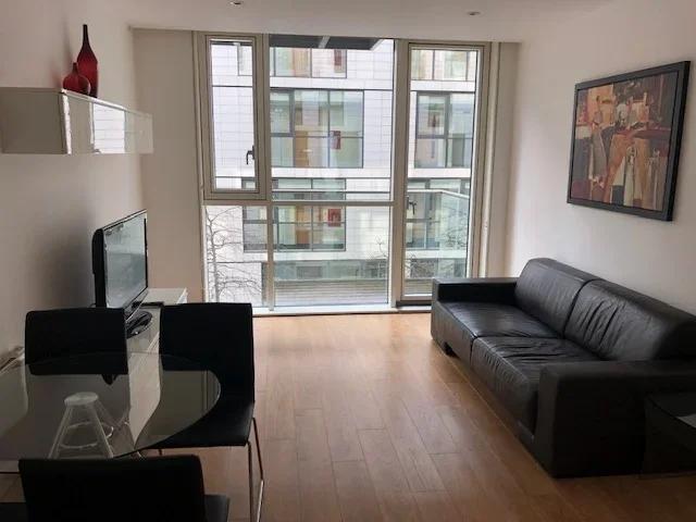 Apartment at Goodman Street, Greater London